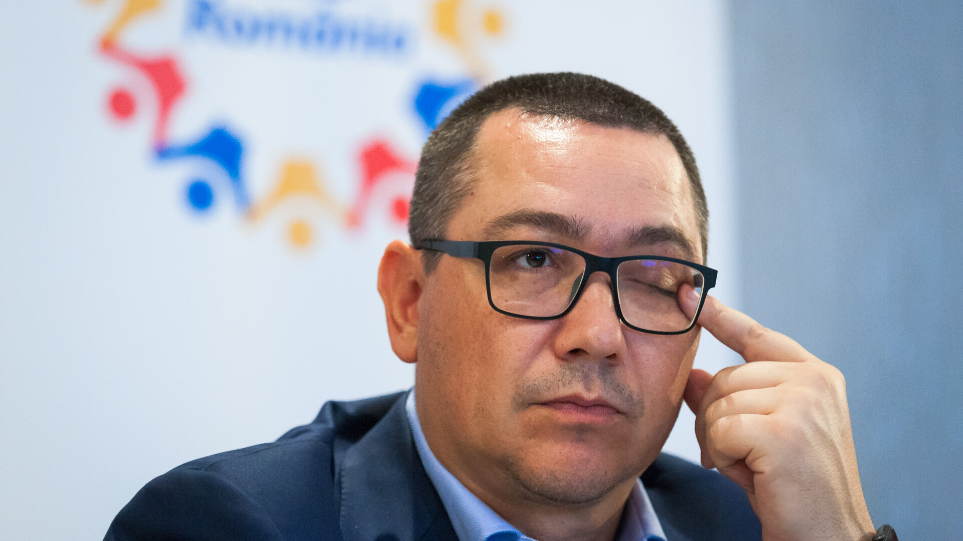 Victor Ponta, cel mai mincinos premier din istoria României
